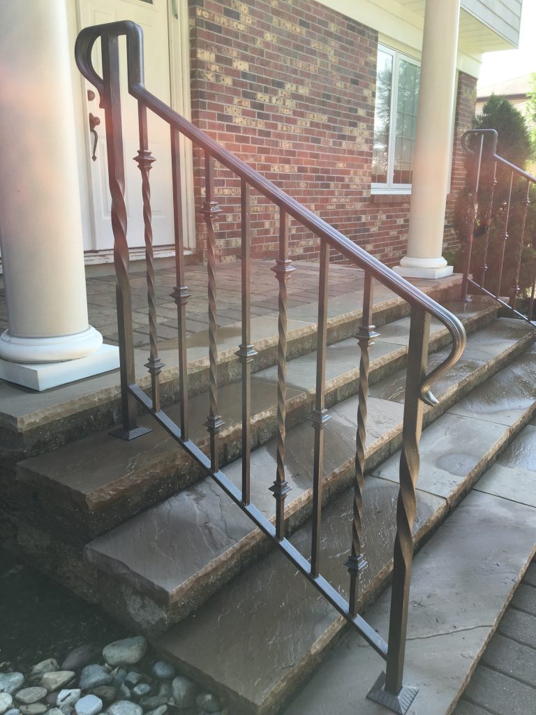 Exterior Standard Railing 3 | Newman Iron Works