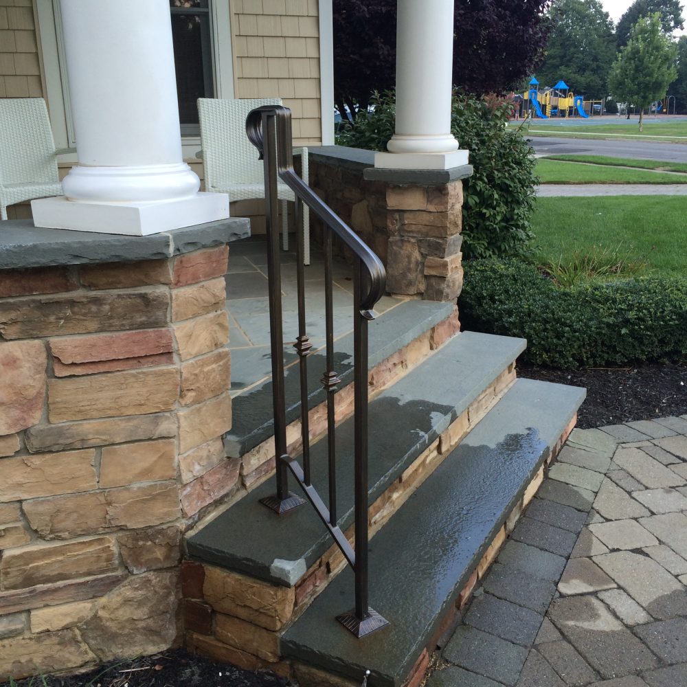 Exterior Standard Railing 24 | Newman Iron Works