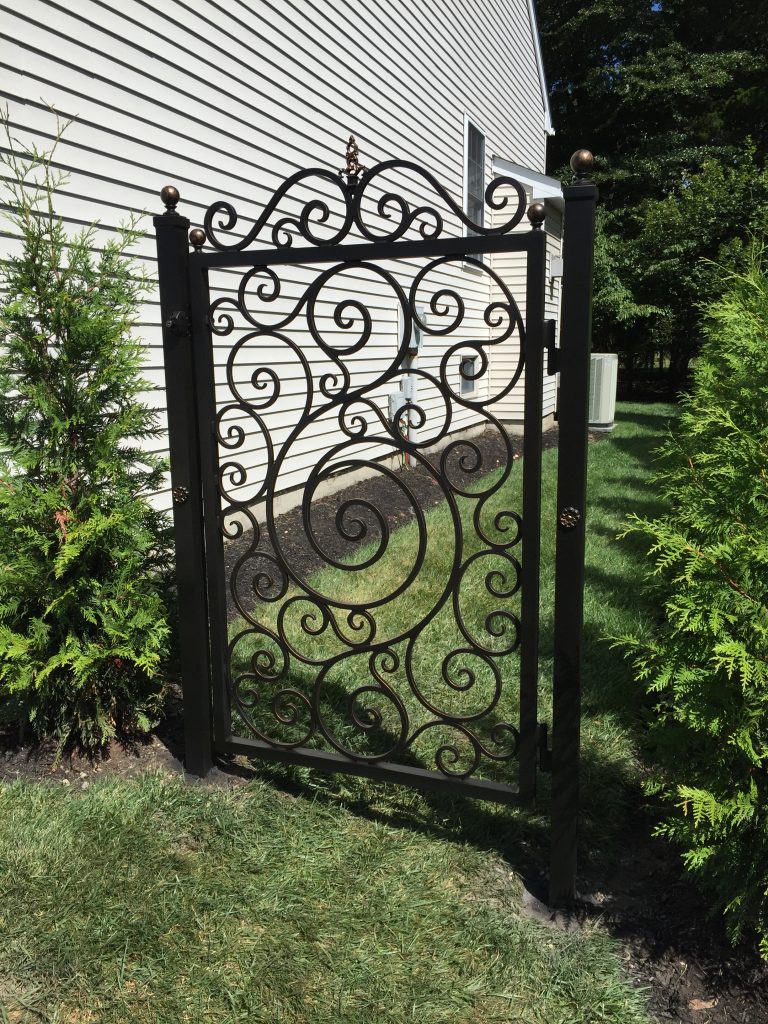 Walk Gate 4 | Newman Iron Works