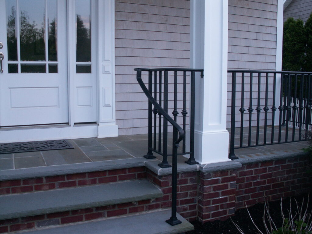 Exterior Standard Railing 7 | Newman Iron Works