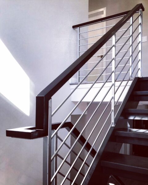 Interior Horizontal Line Railing 2 | Newman Iron Works